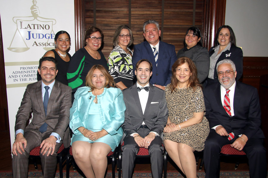 Asociación de Jueces Latinos celebra la herencia hispana | Queens Latino