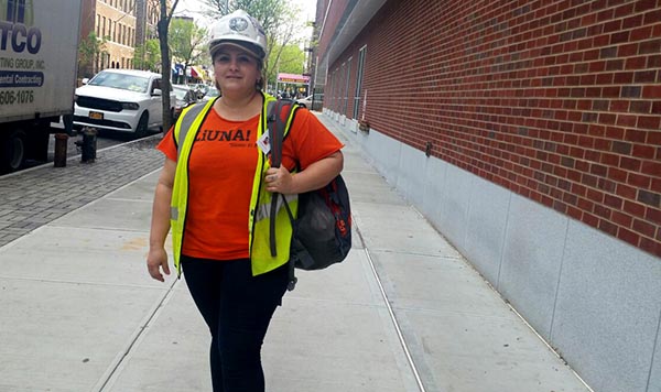 Madre Martha Coronel: ‘La construcción es muy dura’ | Queens Latino