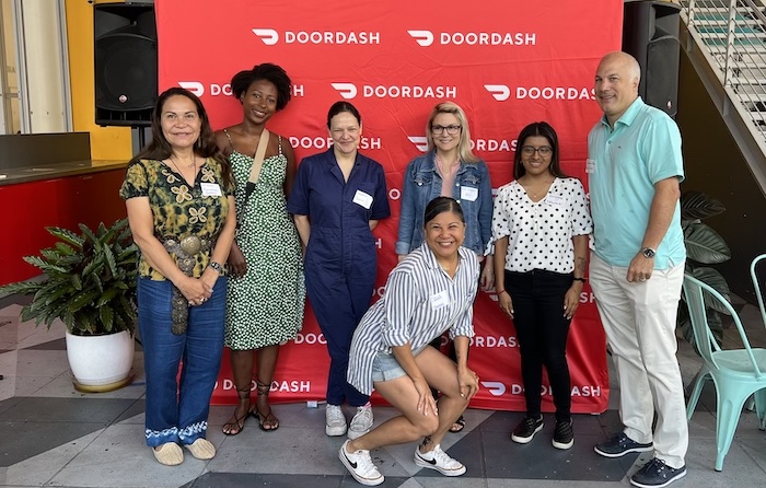 Aplicación DoorDash vincula a restaurantes latinos | Queens Latino