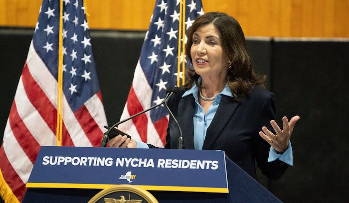 $95 millones para alquiler de hogares NYCHA | Queens Latino