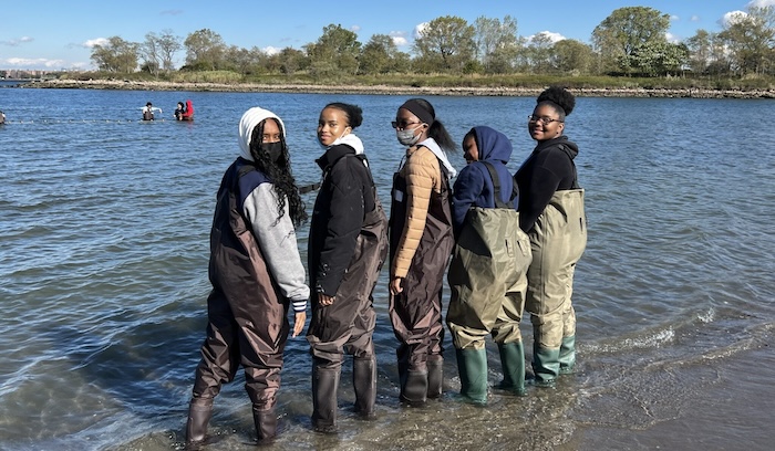 Estudiantes presionan en Albany por el medio ambiente | Queens Latino